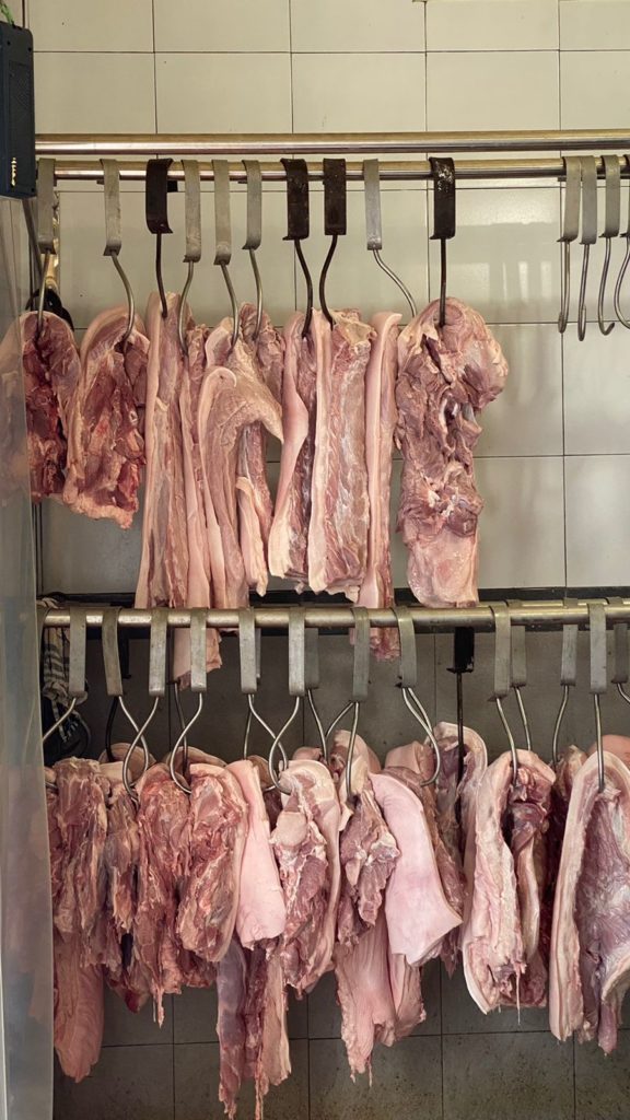 Distributor Daging Babi Lokal Dari Bali | Raja Boga Bali